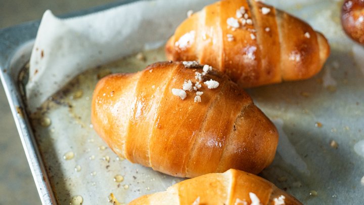 Butter Town's Shio Pan ATM now serving fresh bread in Singapore ...