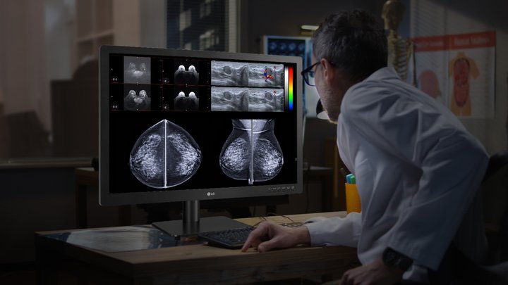 LG debuts smart healthcare displays | Digital Signage Today