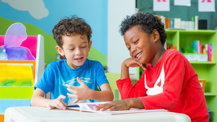 Mississippi school intros book vending machine | Vending Times