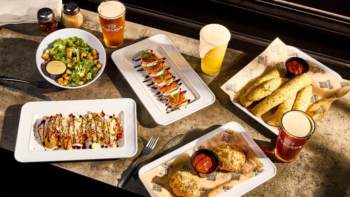 Parlour Pizza & Pints refines menu, streamlines pricing for guest ...