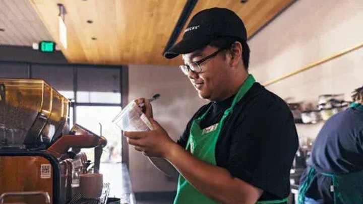 Starbucks testing AI-powered virtual assistants | Fast Casual