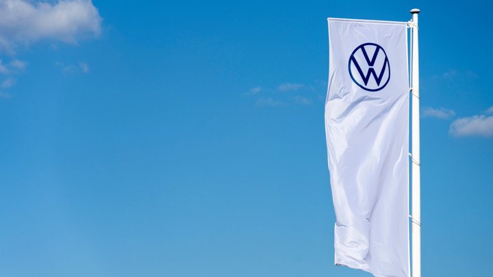 Volkswagen Singapore takes over Ten Square with All-Electric ID. Buzz ...