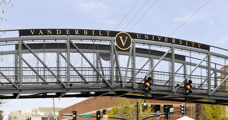 Vanderbilt student government teams up with Planned Parenthood to ...