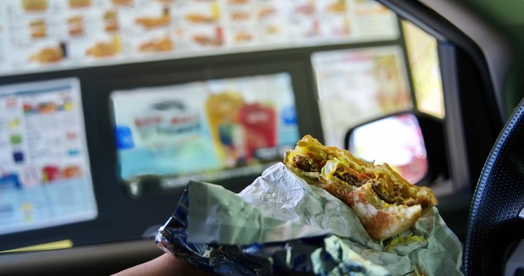 Three ways digital signage elevates drive-thru experiences | Digital ...