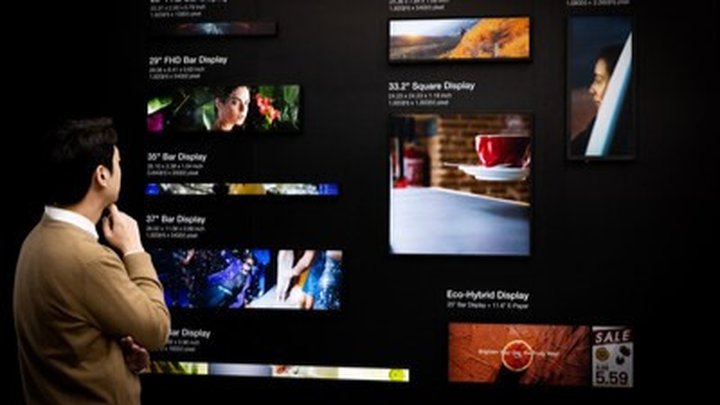 Solum debuts AI-enhanced display option for in-store advertising ...