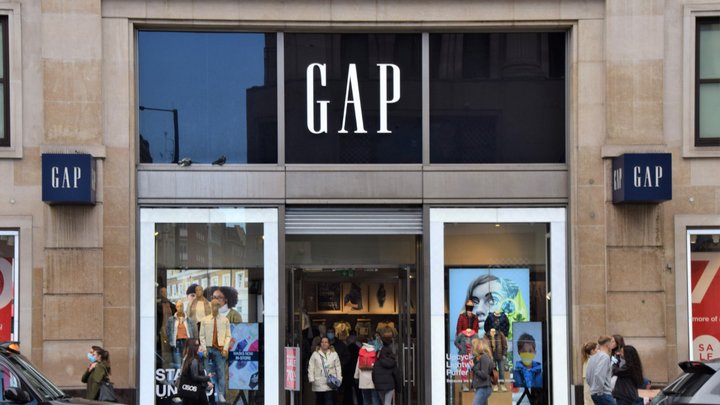 Gap jumps onto Amazon | Retail Customer Experience