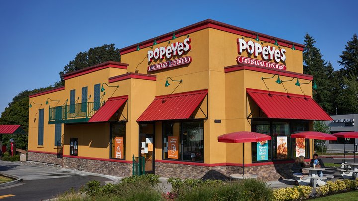 Philadelphia thieves snatch Popeyes ATM | QSR Web