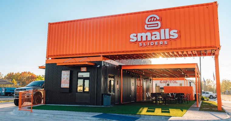 Smalls Sliders takes the stage as up-and-coming burger brand | QSR Web