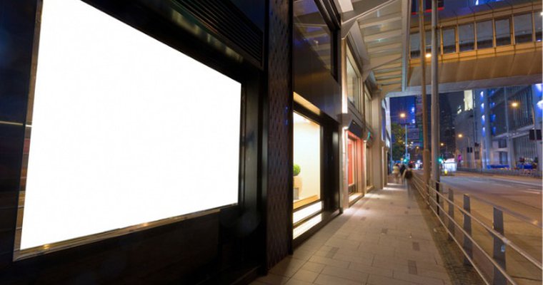 Experiential retail: How can screens improve the in-store experience ...