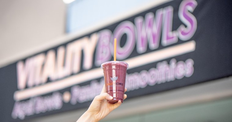 Damon 'Snacks' Harrison tackling Vitality Bowls | Fast Casual