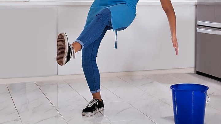 Slip, slice, slide, sizzle: A QSR workplace safety primer | QSR Web