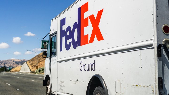 FedEx dropping Sunday delivery later this month | Retail Customer ...