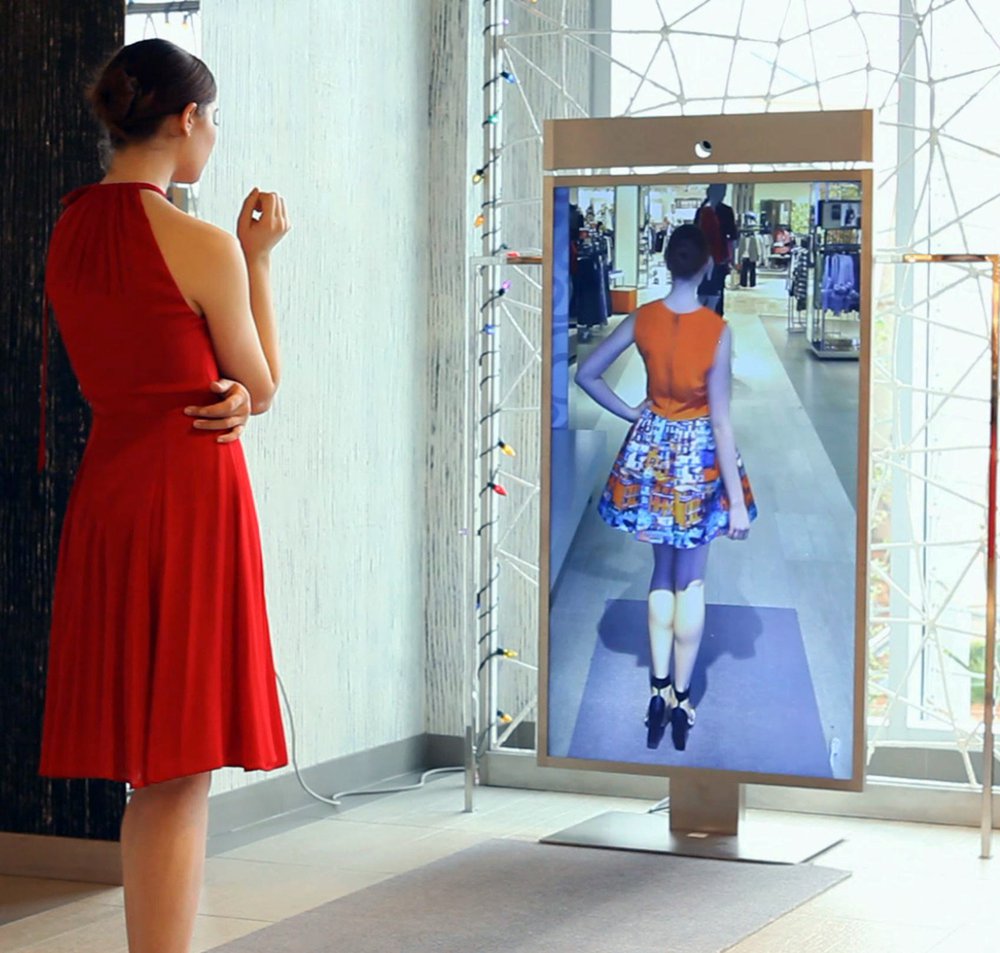 Neiman Marcus debuts digital mirror | Retail Customer Experience