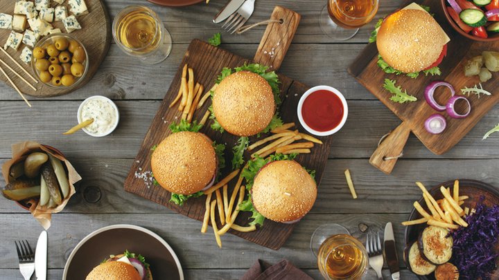 Digital signage boosts fast casual customer experience | Digital ...