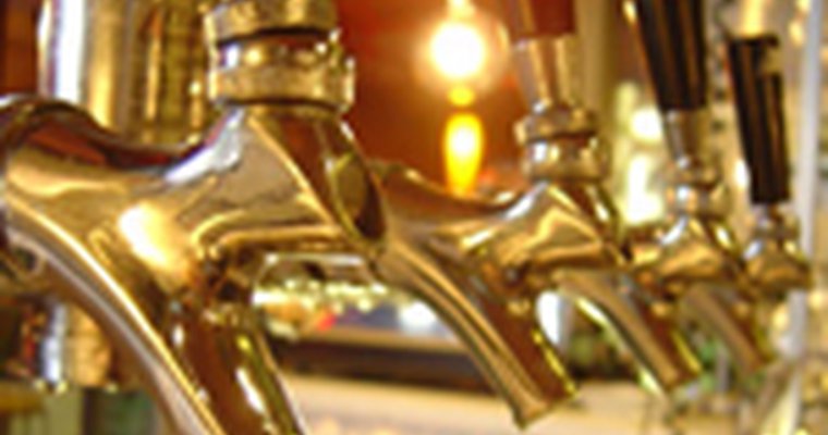 Self-service beer taps turn customers into bartenders | Kiosk Marketplace
