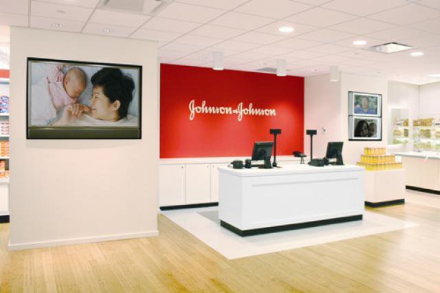 Johnson & Johnson Employee Model Store | Retail Customer Experience