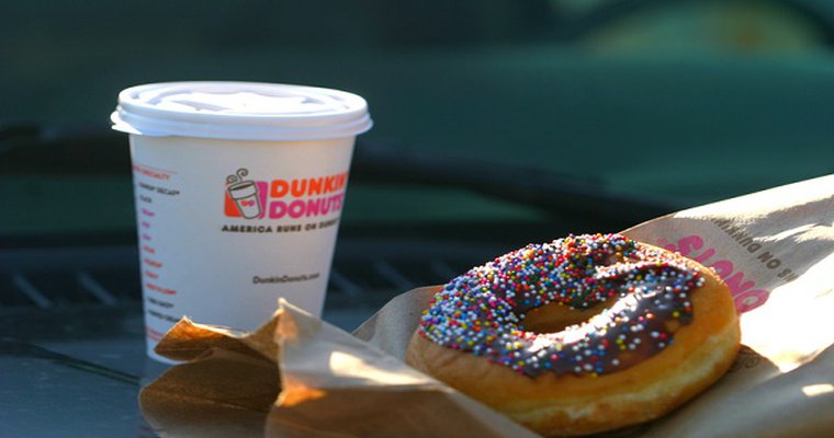 Dunkin' Donuts delivers digital signage customer experience | Retail ...