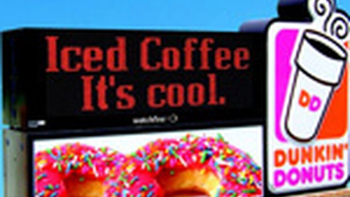 Dunkin' franchisee drives traffic with digital message boards | QSR Web