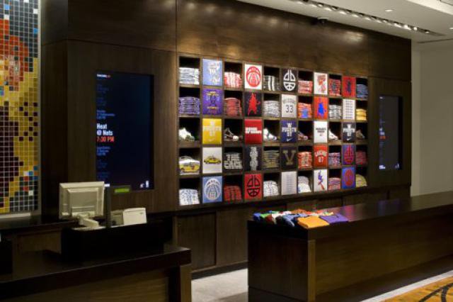 Nike Merchandising at Foot Locker House of Hoops | Retail Customer ...