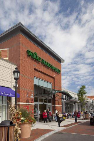 Legacy Place shopping destination, Dedham, Mass. | Retail Customer ...