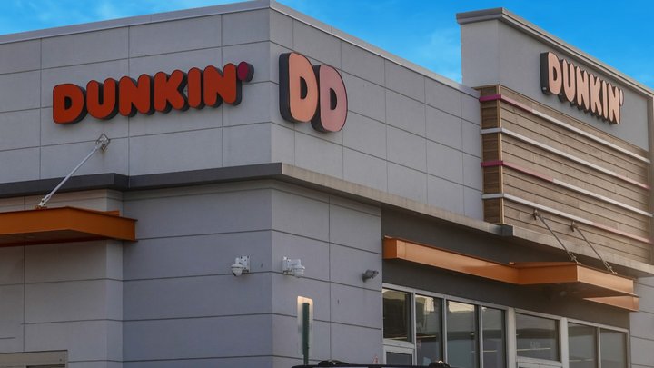 Triton Pacific Capital Partners acquires 17 Vermont Dunkin' stores | QSR Web