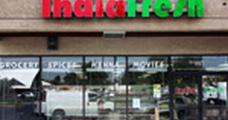 Indian grocery cooking with digital signage menu boards | Digital ...