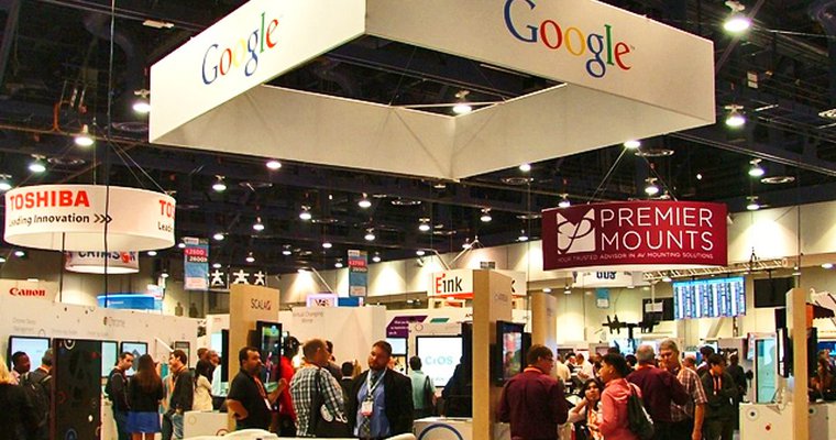 Digital signage goes to the big show: Day one | Digital Signage Today