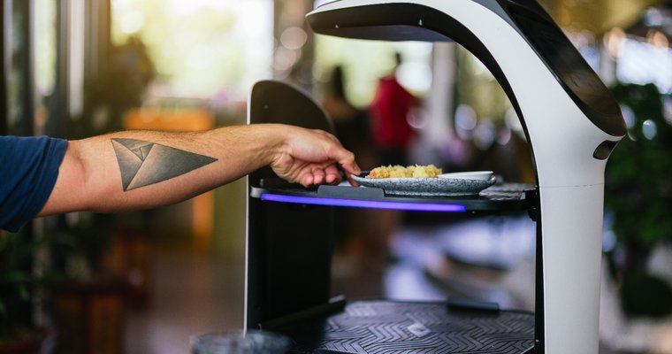 Detroit area restaurants feature robotic servers | Automation & Self ...
