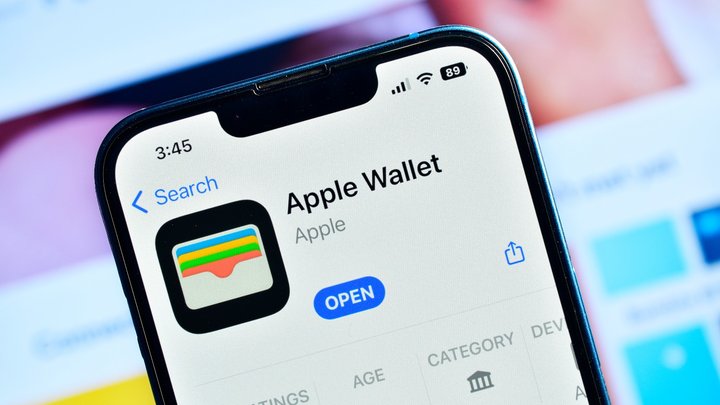 Apple dives into banking: How can banks respond? | ATM Marketplace