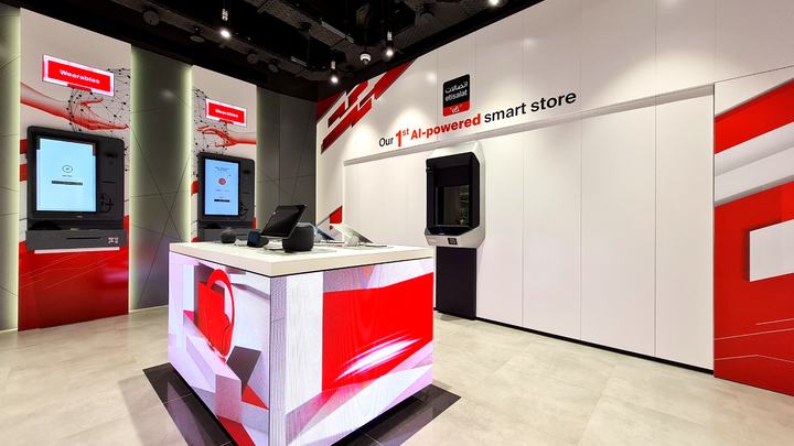Telecom intros autonomous store with self-serve parcel robot | Retail ... Telecom intros autonomous store with self-serve parcel robot | Retail ...