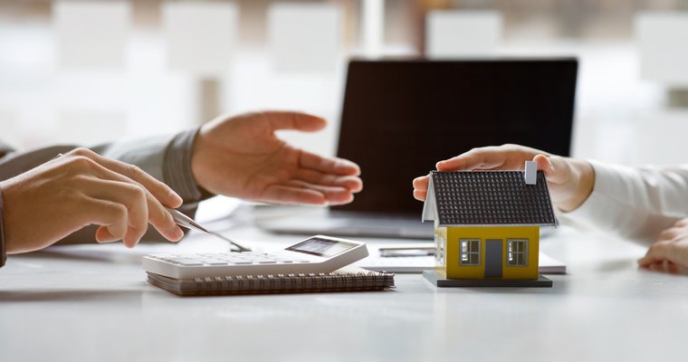 Mortgage rates surpass 7% | ATM Marketplace Mortgage rates surpass 7% | ATM Marketplace