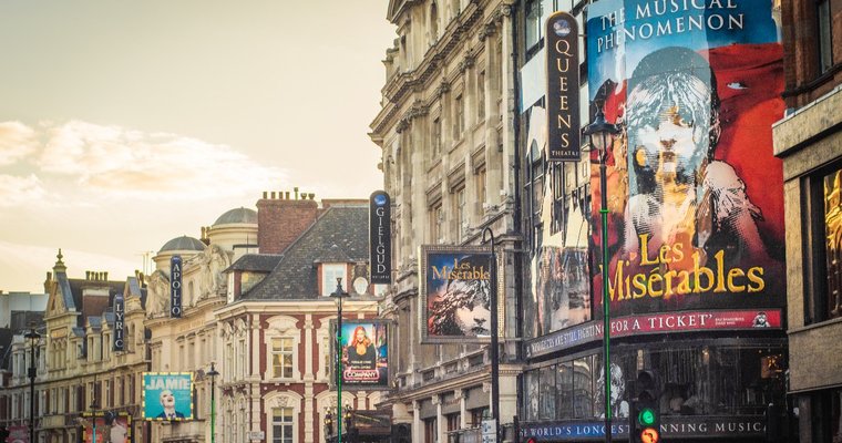 5 ways to create engaging digital signage content and make your brand ...