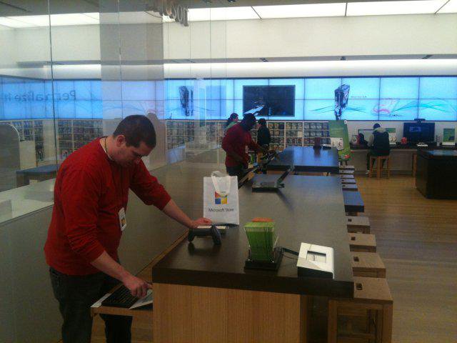 Microsoft Store, Mall of America | Retail Customer Experience