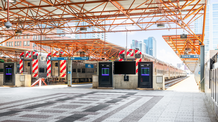 Chicago Metra closes ticket windows, offers vending machines | Kiosk ...