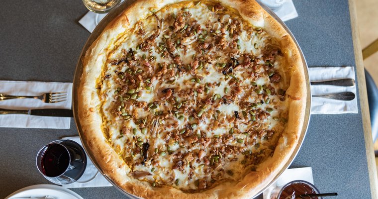 Dewey's Pizza enters pumpkin game with LTO pizza | Pizza Marketplace