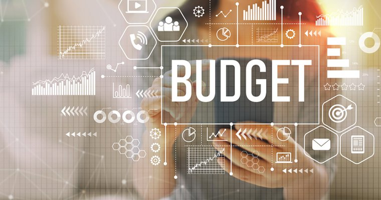 How to design beautiful digital signage on a budget | Commentary ...