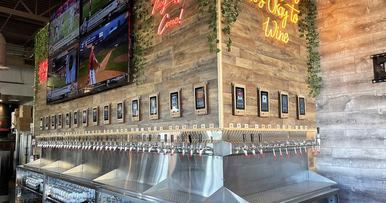 Florida restaurant introduces self-pour beverage system | Kiosk Marketplace