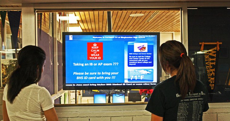 New York high school enrolls digital signage | Digital Signage Today