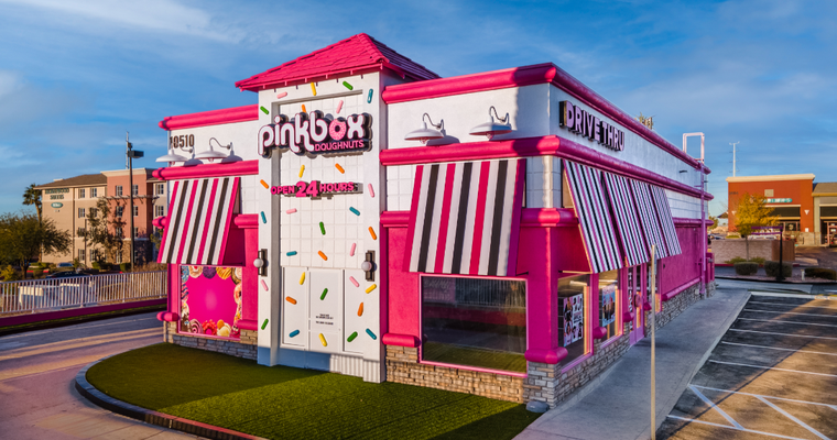 Pinkbox celebrates opening of relocated store | Fast Casual