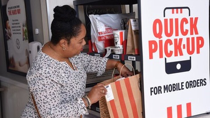KFC debuts Quick Pick-Up system | QSR Web