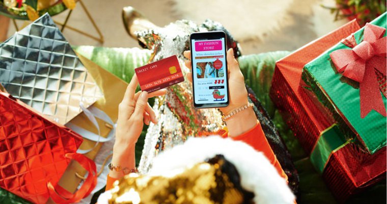 Holiday e-commerce sales projected to surge this year | Retail Customer ...