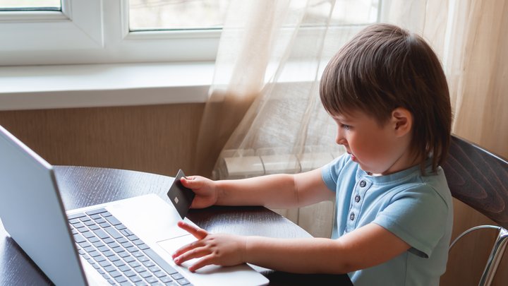 Starling Bank launches kids’ debit cards | ATM Marketplace