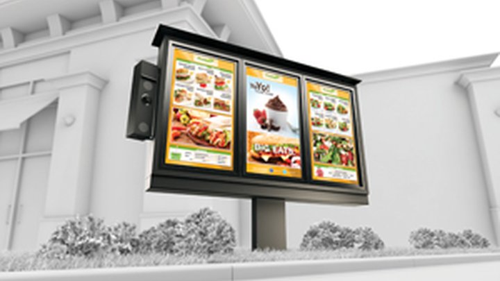 Panasonic bets on growth of drive-thru digital menu boards | QSR Web