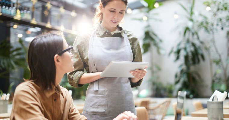 Why you should give your hourly workers these 3 things | Fast Casual