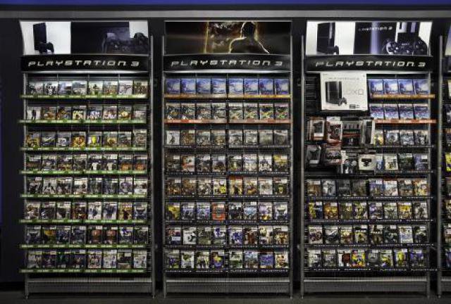 New Design for Video Game Retailer Play N Trade | Retail Customer ...