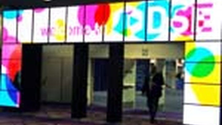 DSE: 2011 showcases dynamic signage maturity | Digital Signage Today