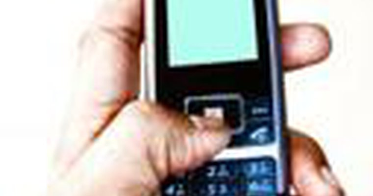 Connecting digital signs, cellular phones | Digital Signage Today