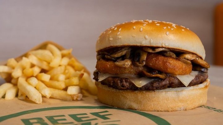 Beef-a-Roo to open 3 locations in Wisconsin | QSR Web