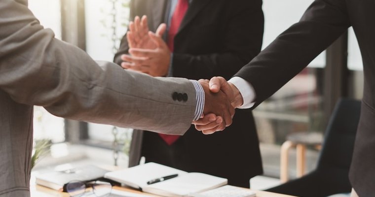 Acrelec teams with QikServe, Glory Global Solutions to focus on US ...
