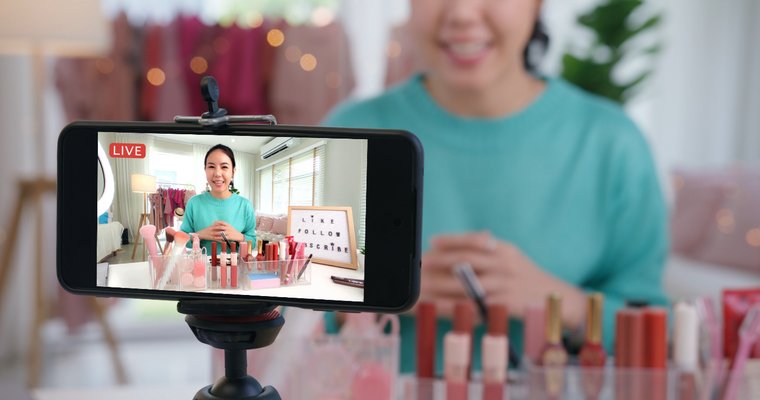 Live streaming sales strategy catching retailers, brands attention ...